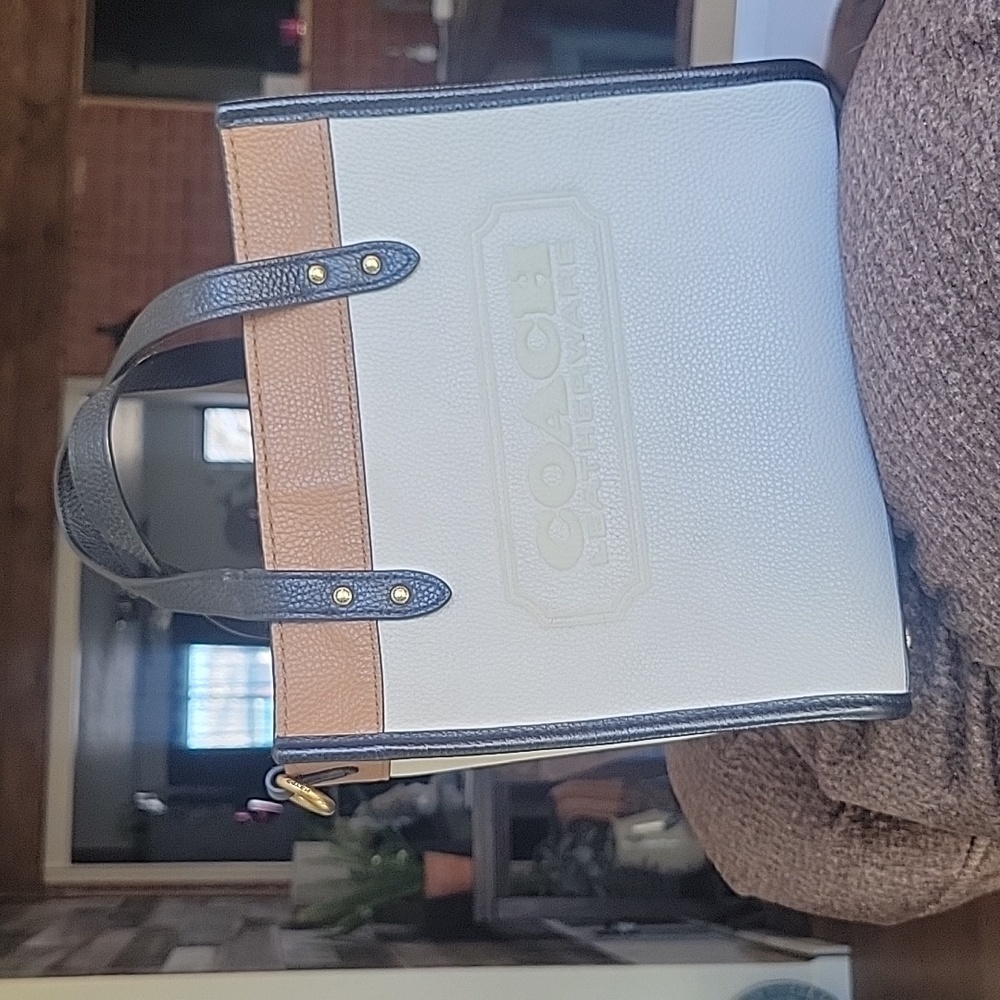 Coach Tri Color Small Field Tote - Gem